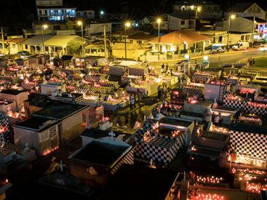 La grotte de l'Anse Castalia - Pays Guadeloupe